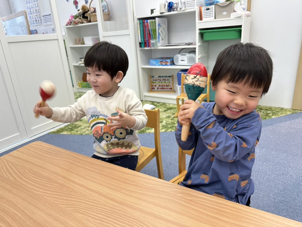 Chestnut-Maracas | Prime Academic Preschool五反田校（PAP五反田）
